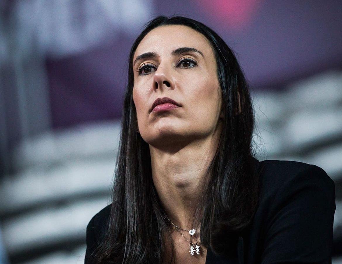 Vôlei: bicampeã olímpica Sheilla perde a mãe, vítima de câncer